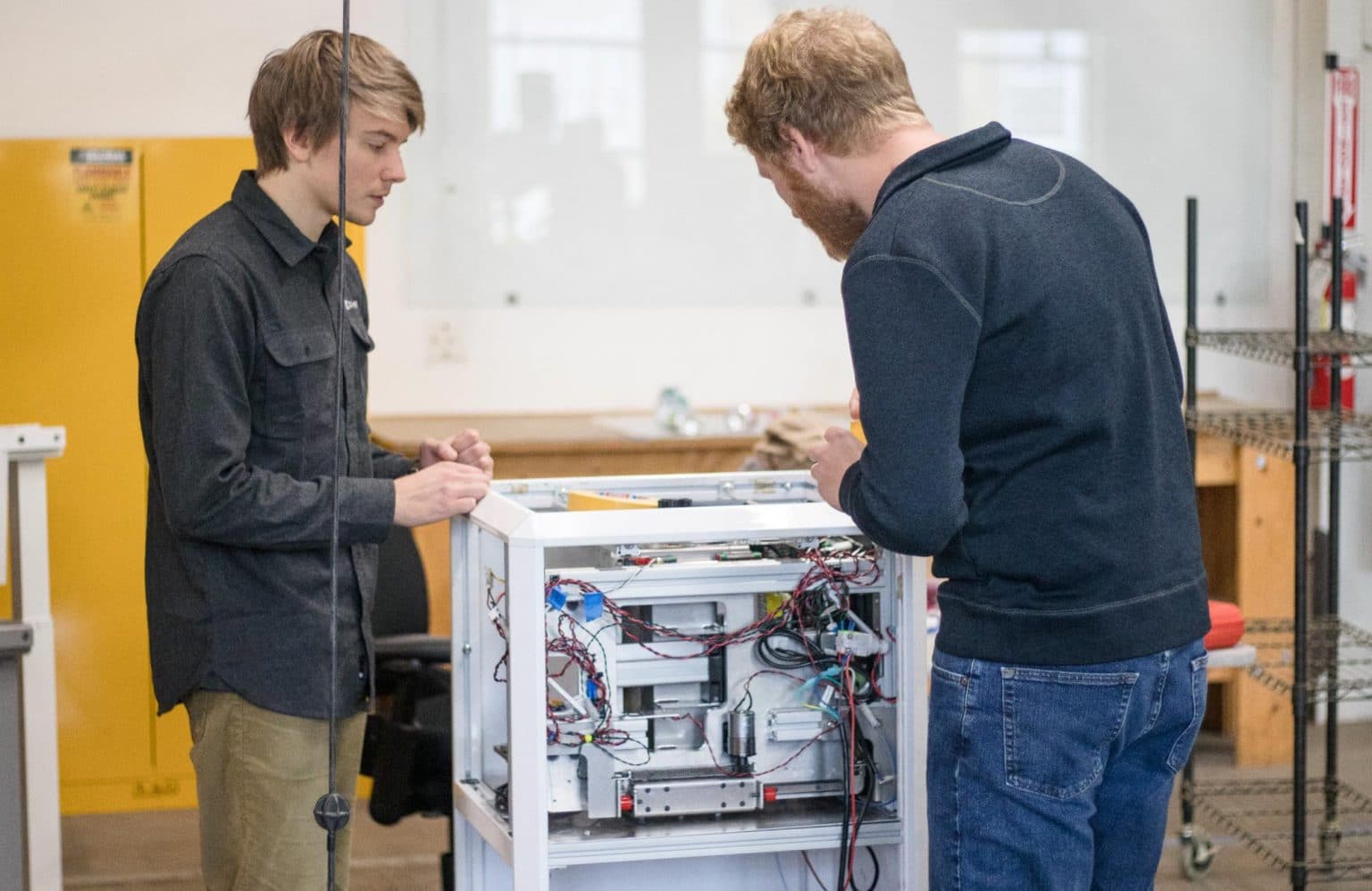 Why You Should Hire a Professional Engineering Consultant